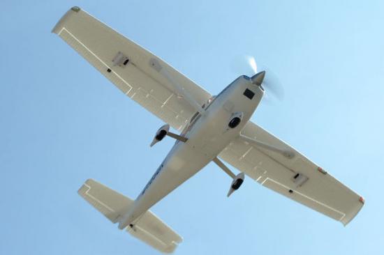 Dynam DYN8938 - Dynam Cessna 182 Sky Trainer 1280mm - ARTF | RC Plane ...