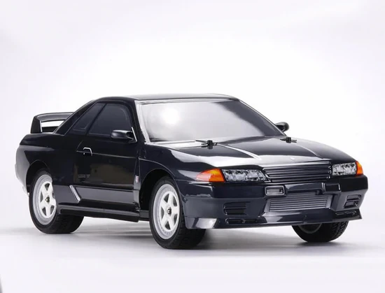 Carisma M48S Nissan Skyline GT-R (R32) 1:8 Brushless RTR