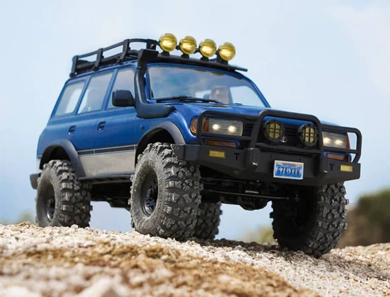 FMS FCX10 Pro - 1:10 Toyota Land Cruiser LC80 RS Blue | RC (Remote ...